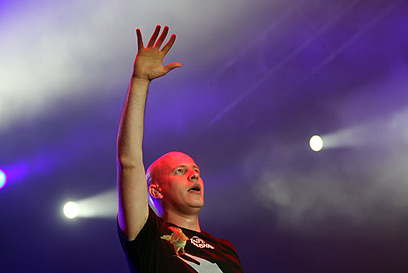 ynet live: אינפקטד משרום אצלכם במחשב