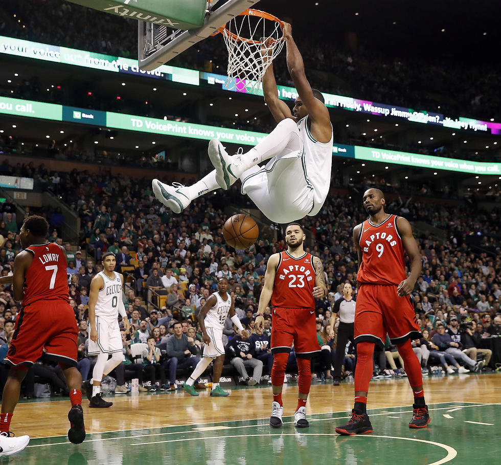 NBA: ניצחון 12 ברצף לבוסטון, יוסטון טיילה